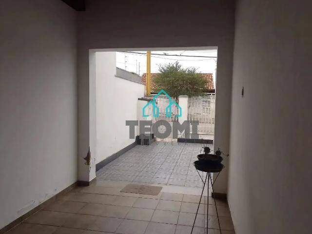 Casa / Sobrado para Venda em Taubaté/SP Independência 3 Quartos