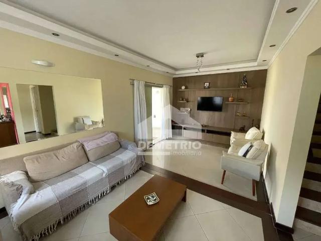 Casa / Sobrado para Venda em Taubaté/SP Independência 3 Quartos