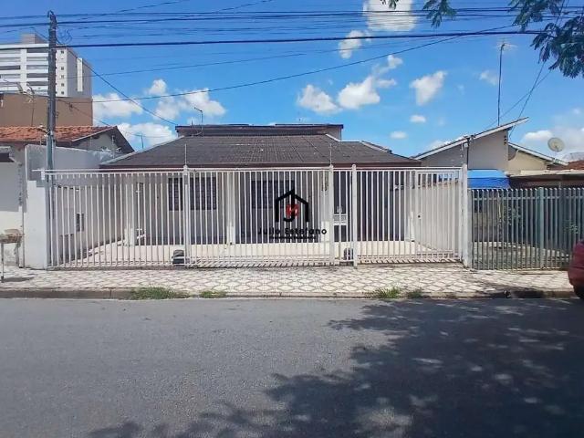 Casa / Sobrado para Venda em Taubaté/SP Independência 3 Quartos