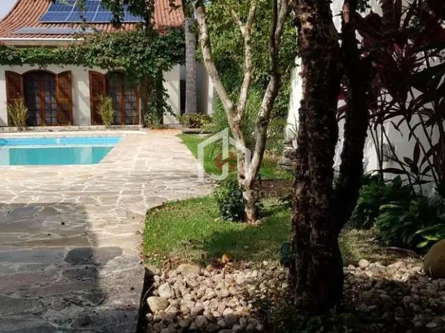 Casa / Sobrado para Venda em Taubaté/SP Independência 3 Quartos