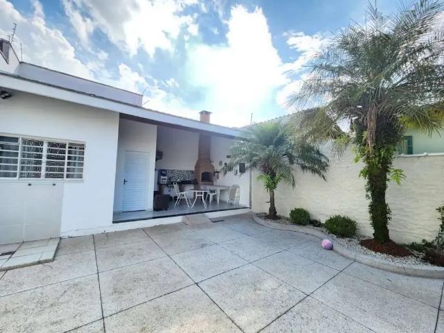 Casa / Sobrado para Venda em Taubaté/SP Jardim Maria Augusta 3 Quartos