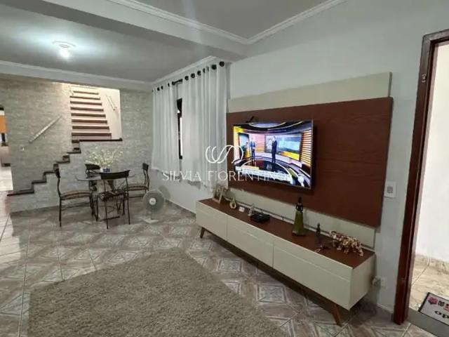 Casa / Sobrado para Venda em Taubaté/SP Jardim Maria Augusta 3 Quartos
