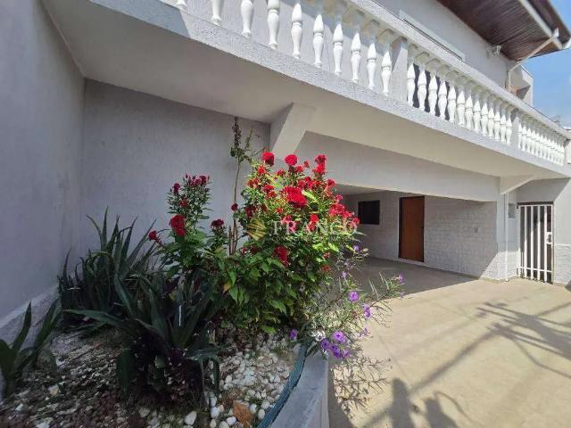 Casa / Sobrado para Venda em Taubaté/SP Jardim Morumby 4 Quartos