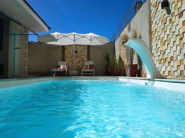 Casa / Sobrado para Venda em Taubaté/SP Jardim Oasis 4 Quartos