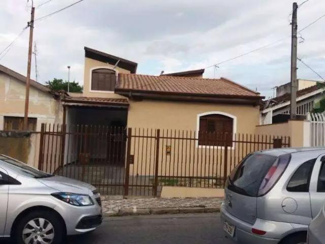 Casa / Sobrado para Venda em Taubaté/SP Jardim das Nações 4 Quartos