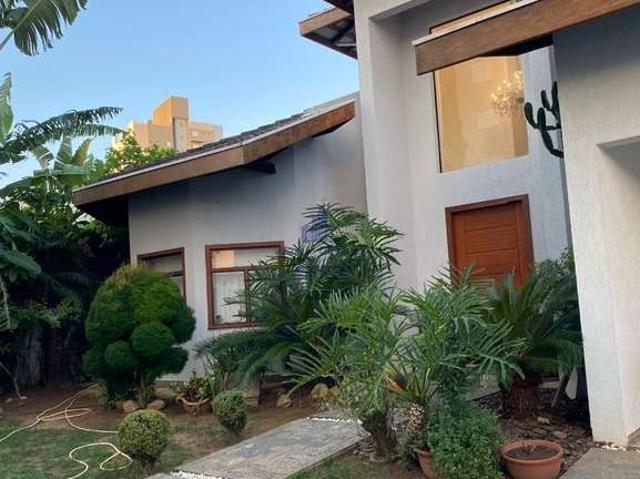 Casa / Sobrado para Venda em Taubaté/SP Jardim das Nações 4 Quartos
