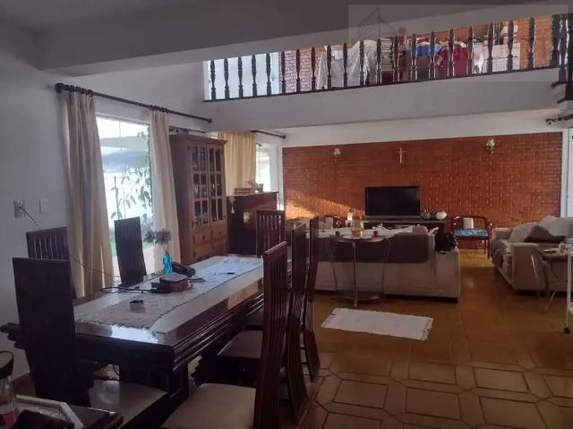 Casa / Sobrado para Venda em Taubaté/SP Jardim das Nações 4 Quartos