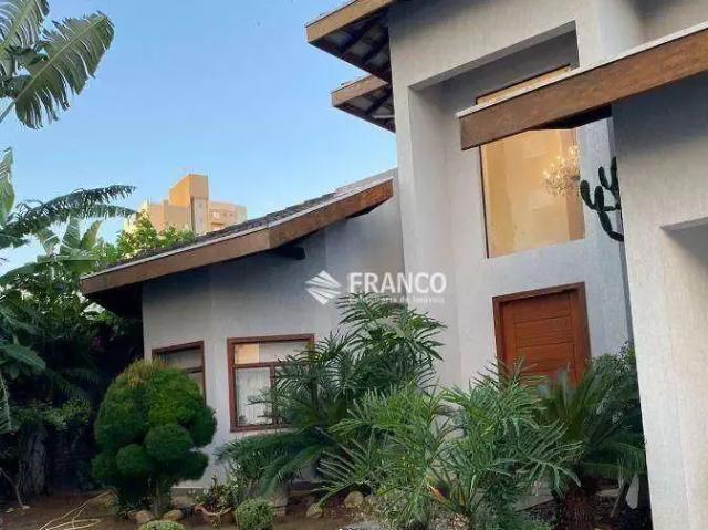 Casa / Sobrado para Venda em Taubaté/SP Jardim das Nações 4 Quartos