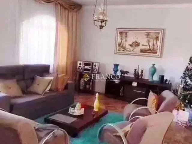 Casa / Sobrado para Venda em Taubaté/SP Jardim das Nações 4 Quartos