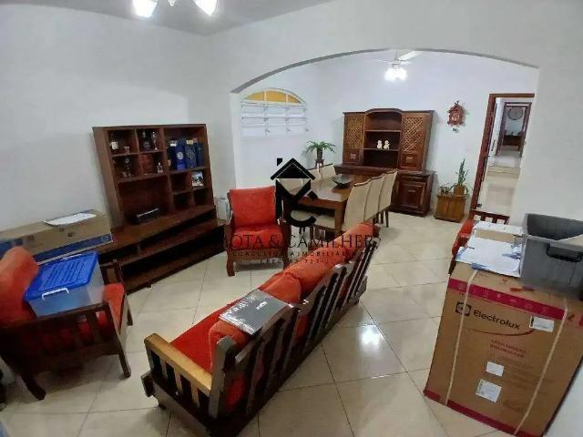 Casa / Sobrado para Venda em Taubaté/SP Jardim das Nações 3 Quartos