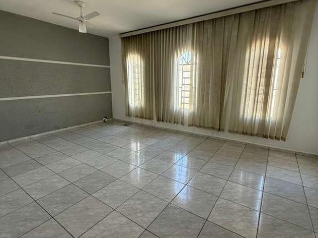 Casa / Sobrado para Venda em Taubaté/SP Jardim do Sol 3 Quartos