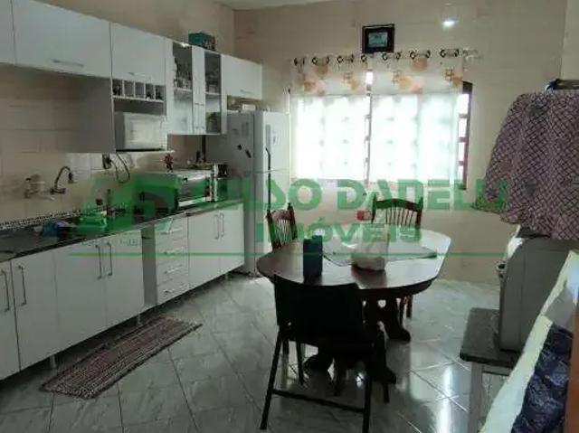 Casa / Sobrado para Venda em Taubaté/SP Jardim Gurilândia 3 Quartos