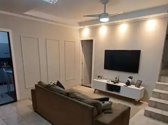 Casa / Sobrado para Venda em Taubaté/SP Jardim Gurilândia 2 Quartos