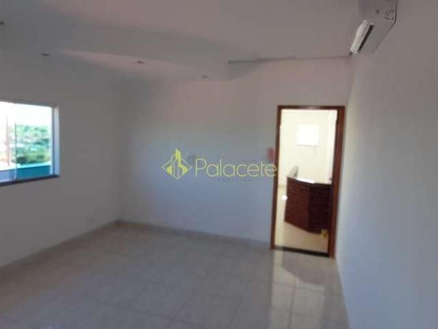 Casa / Sobrado para Venda em Taubaté/SP Jardim Hipica Pinheiro 3 Quartos