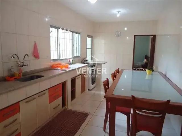 Casa / Sobrado para Venda em Taubaté/SP Jardim Santa Clara 4 Quartos