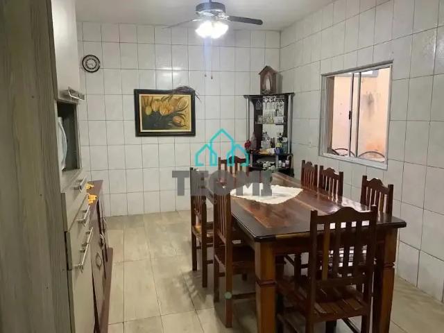 Casa / Sobrado para Venda em Taubaté/SP Jardim Sonia Maria 4 Quartos
