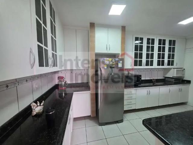 Casa / Sobrado para Venda em Taubaté/SP Parque Bandeirantes 3 Quartos
