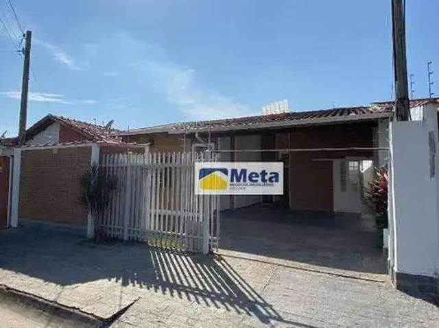Casa / Sobrado para Venda em Taubaté/SP Parque das Flores 3 Quartos