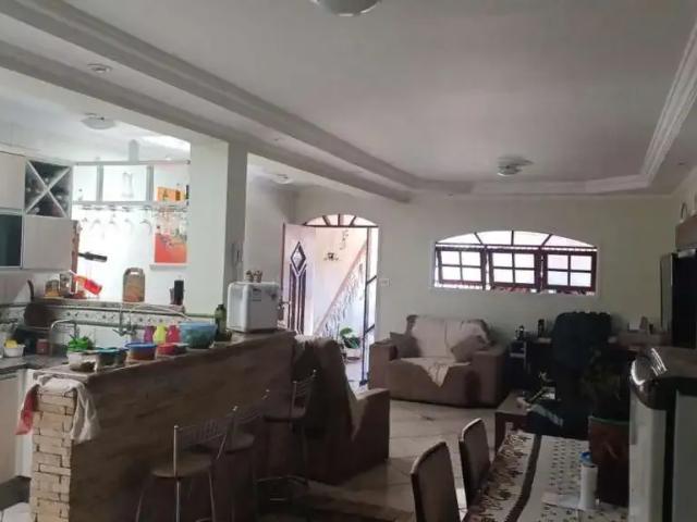 Casa / Sobrado para Venda em Taubaté/SP Parque São Cristóvão 3 Quartos