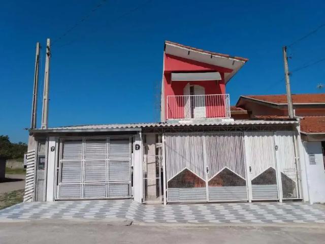 Casa / Sobrado para Venda em Taubaté/SP Parque São Cristóvão 4 Quartos