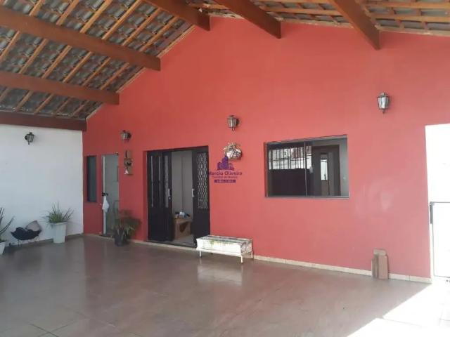 Casa / Sobrado para Venda em Taubaté/SP Parque Três Marias 4 Quartos