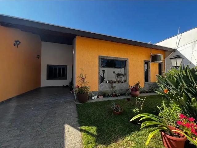 Casa / Sobrado para Venda em Taubaté/SP Parque Urupês