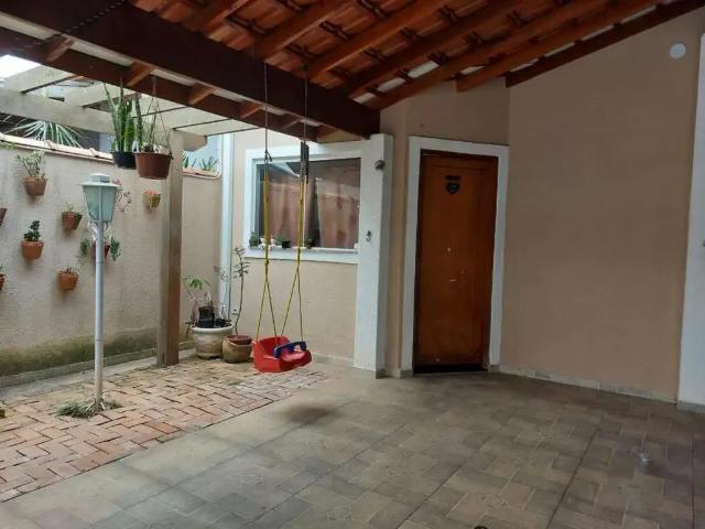 Casa / Sobrado para Venda em Taubaté/SP Parque Urupês 3 Quartos