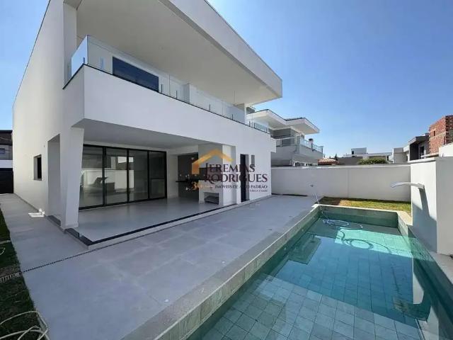 Casa / Sobrado para Venda em Taubaté/SP Quiririm 4 Quartos