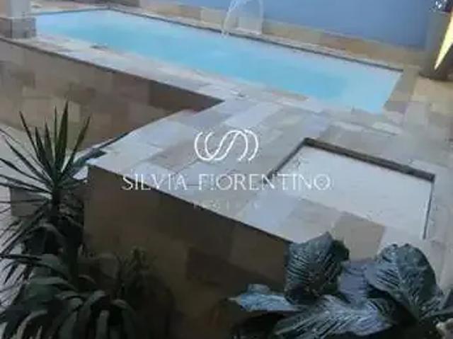 Casa / Sobrado para Venda em Taubaté/SP Residencial Estoril 3 Quartos