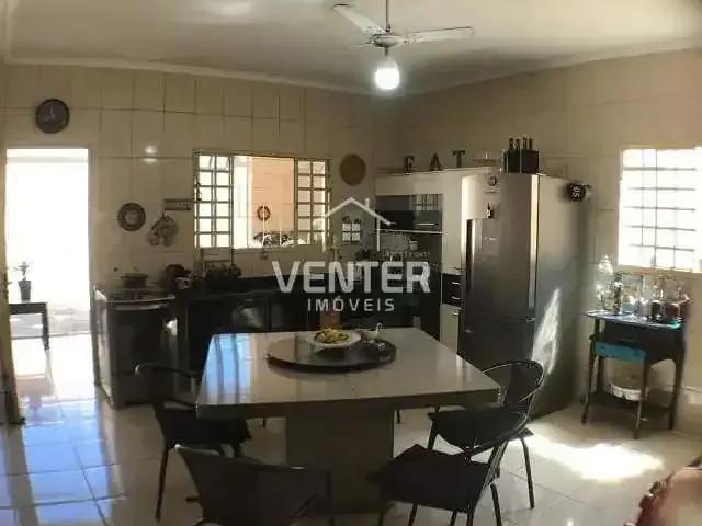 Casa / Sobrado para Venda em Taubaté/SP Residencial Portal da Mantiqueira 3 Quartos