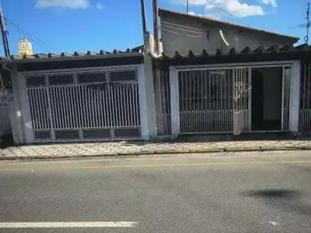 Casa / Sobrado para Venda em Taubaté/SP Vila Edmundo 4 Quartos