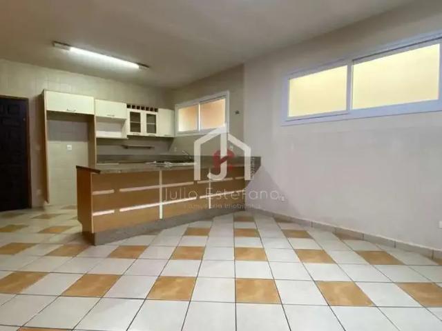 Casa / Sobrado para Venda em Taubaté/SP Vila Jaboticabeira 4 Quartos