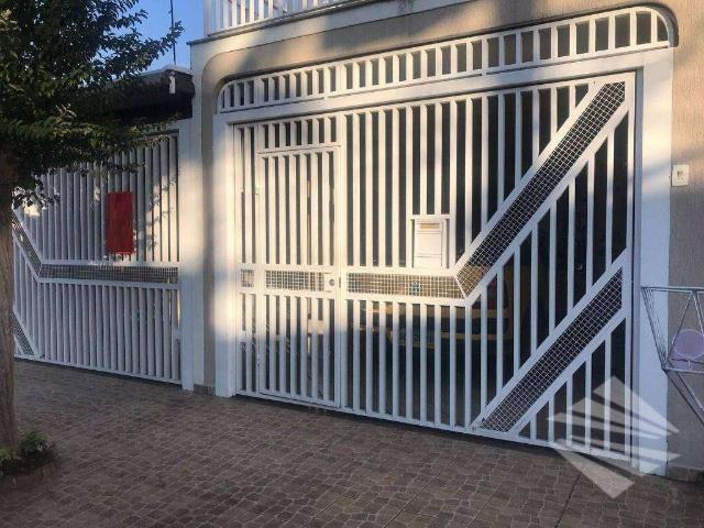 Casa / Sobrado para Venda em Taubaté/SP Vila Jaboticabeira 5 Quartos