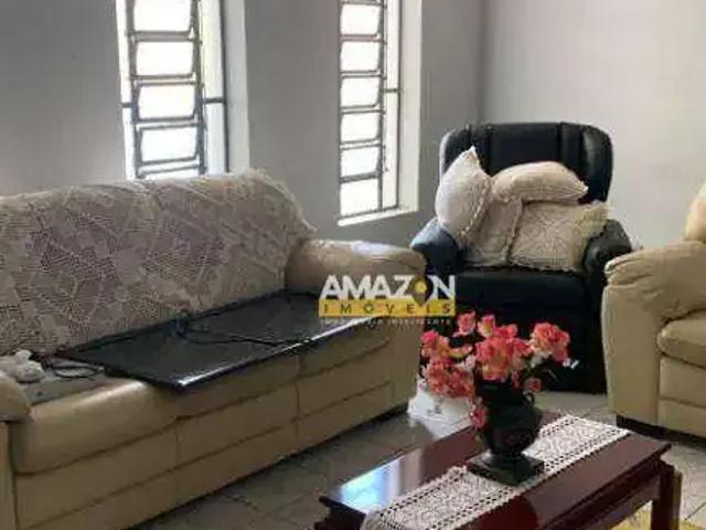 Casa / Sobrado para Venda em Taubaté/SP Vila São Geraldo 5 Quartos
