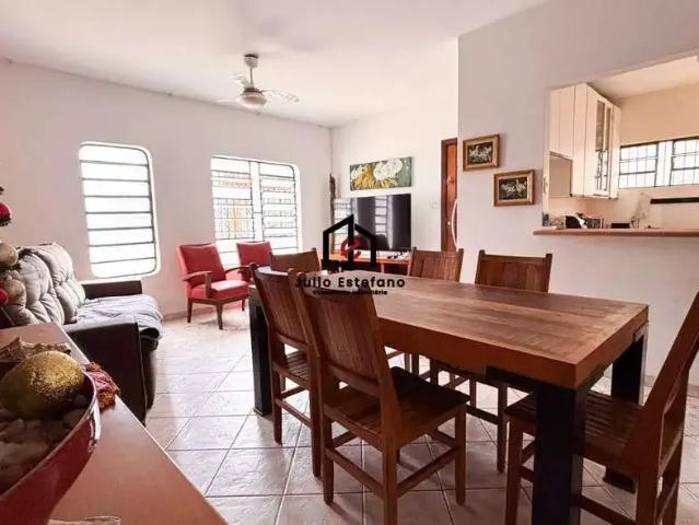 Casa / Sobrado para Venda em Taubaté/SP Vila São Geraldo 3 Quartos