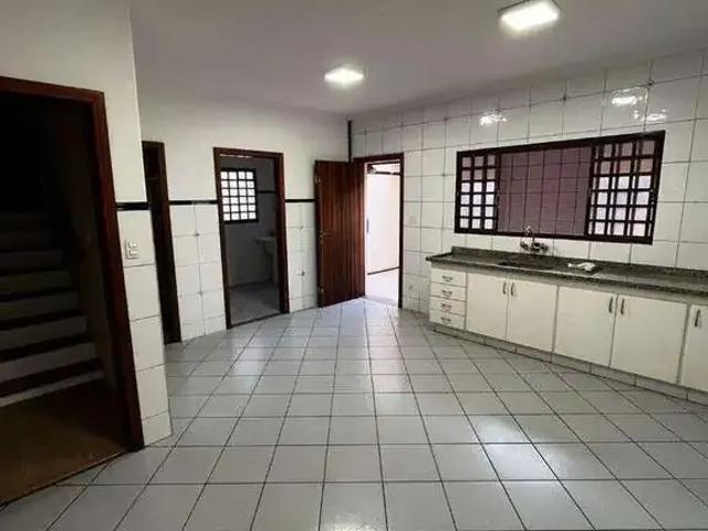 Casa / Sobrado para Venda em Taubaté/SP Vila São Geraldo 3 Quartos