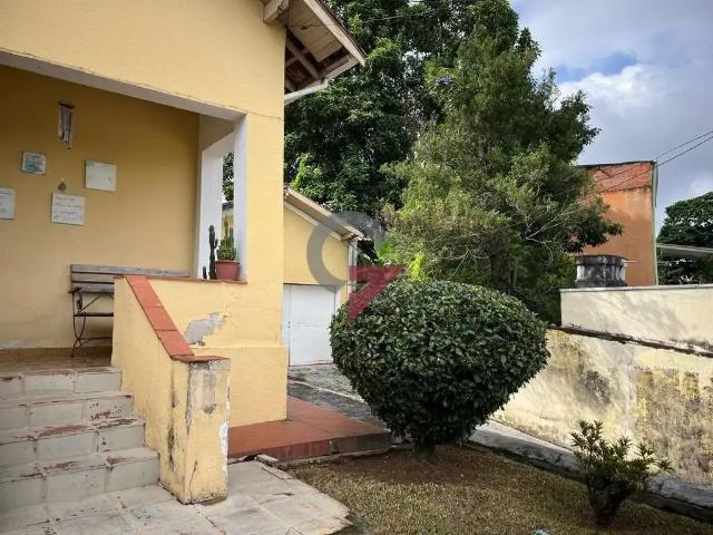 Casa / Sobrado para Venda em Taubaté/SP Vila São José 4 Quartos