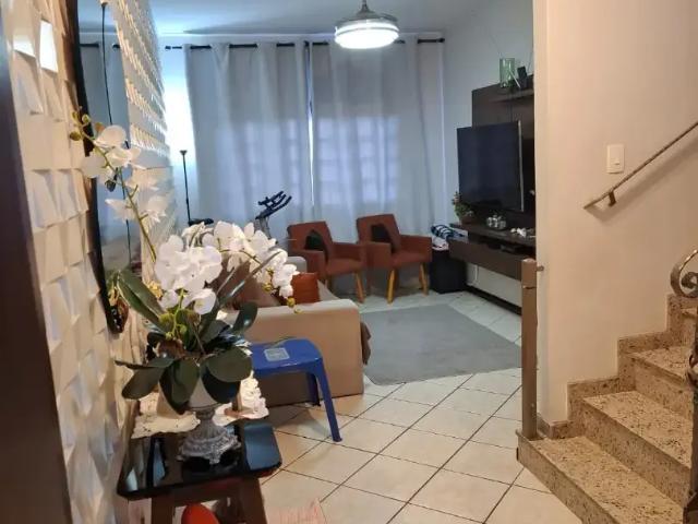 Casa / Sobrado para Venda em Taubaté/SP Vila São José 3 Quartos