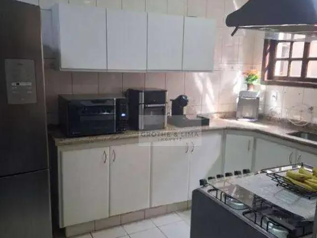Casa / Sobrado para Venda em Taubaté/SP Vila São José 3 Quartos