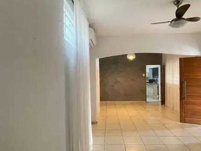 Casa / Sobrado para Venda em Taubaté/SP Vila São José 3 Quartos
