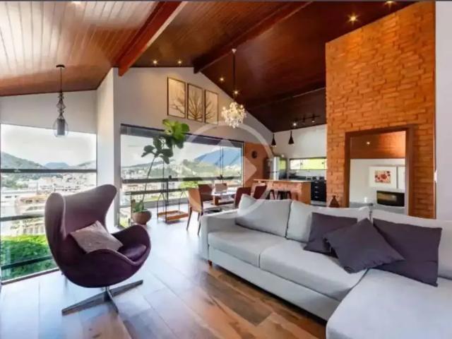 Casa / Sobrado para Venda em Teresópolis/RJ Agriões 3 Quartos