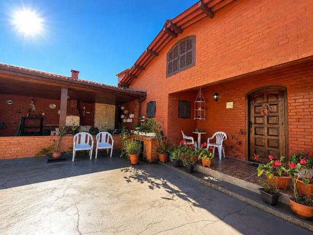Casa / Sobrado para Venda em Teresópolis/RJ Agriões 2 Quartos