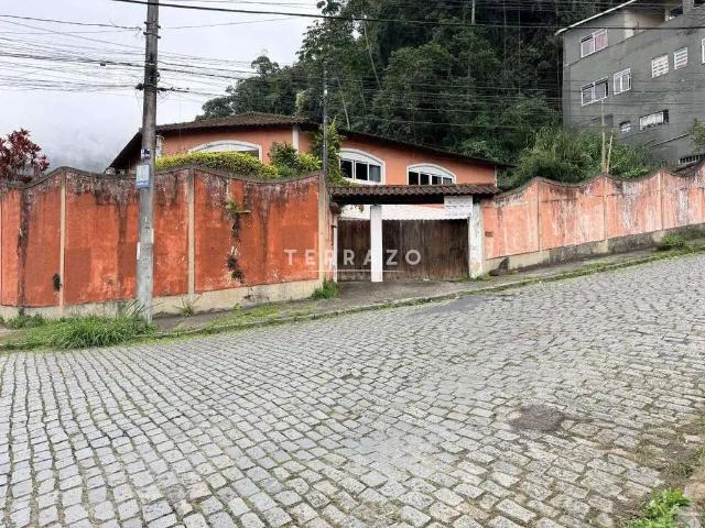 Casa / Sobrado para Venda em Teresópolis/RJ Agriões 2 Quartos