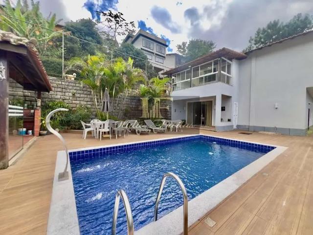 Casa / Sobrado para Venda em Teresópolis/RJ Agriões 4 Quartos