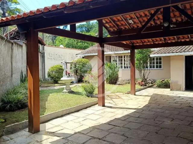 Casa / Sobrado para Venda em Teresópolis/RJ Agriões 4 Quartos