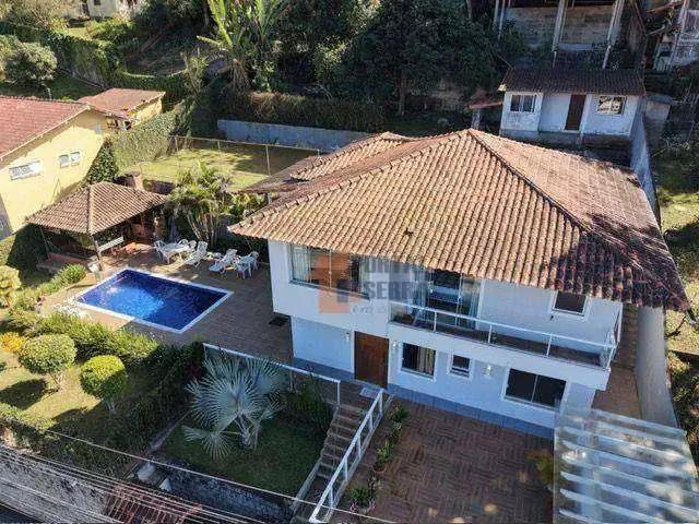 Casa / Sobrado para Venda em Teresópolis/RJ Agriões 4 Quartos