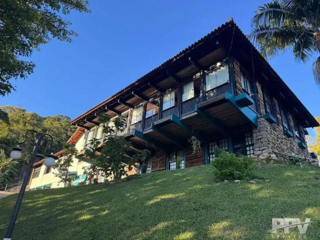 Casa / Sobrado para Venda em Teresópolis/RJ Albuquerque 10 Quartos
