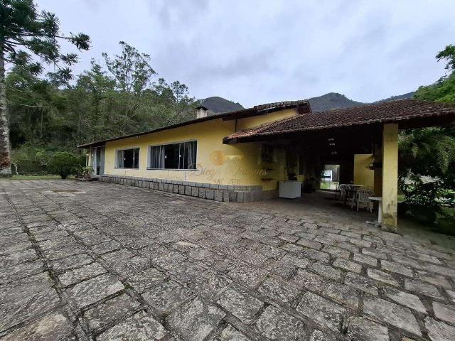 Casa / Sobrado para Venda em Teresópolis/RJ Albuquerque 10 Quartos