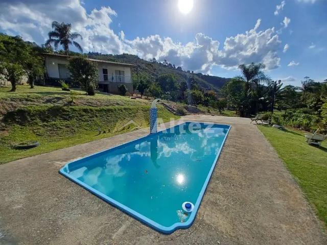 Casa / Sobrado para Venda em Teresópolis/RJ Albuquerque 2 Quartos