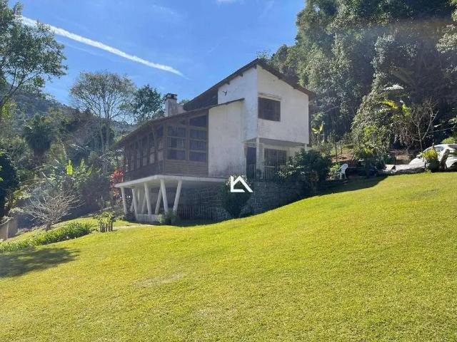 Casa / Sobrado para Venda em Teresópolis/RJ Albuquerque 3 Quartos